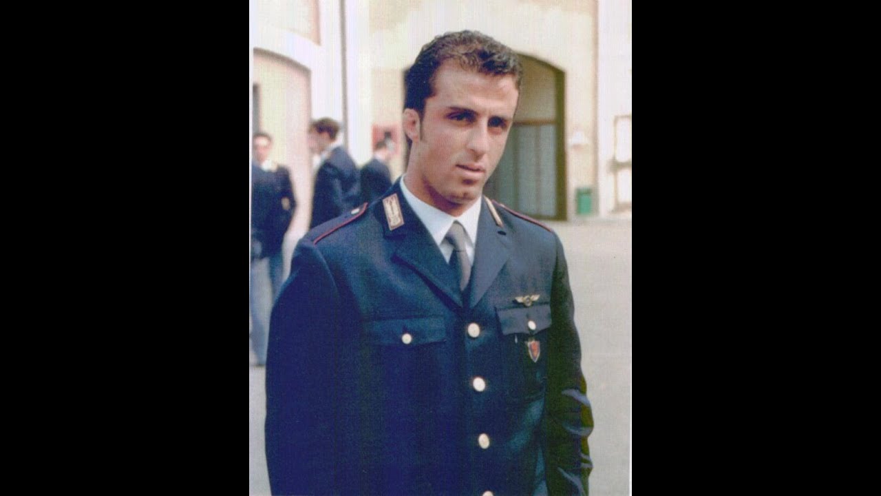 Tributo a Vincenzo Raiola - YouTube