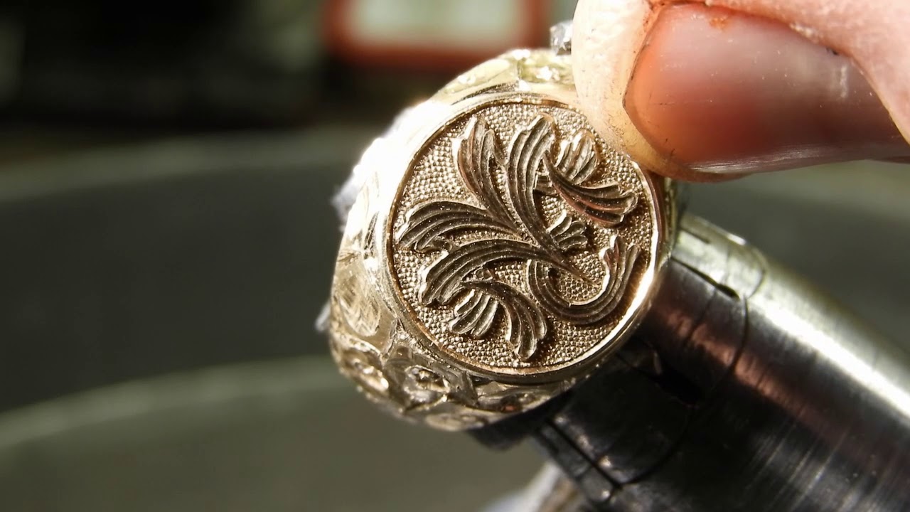 Hand engraved monogram on signet ring, Canada - YouTube