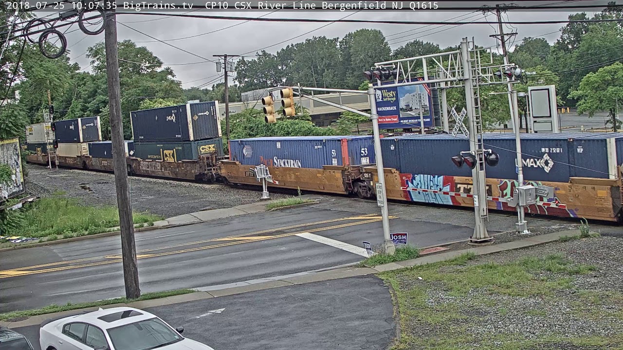 July 25 2018 10:06 sb stack trailers CSX 3353, 5226 Q008 - YouTube