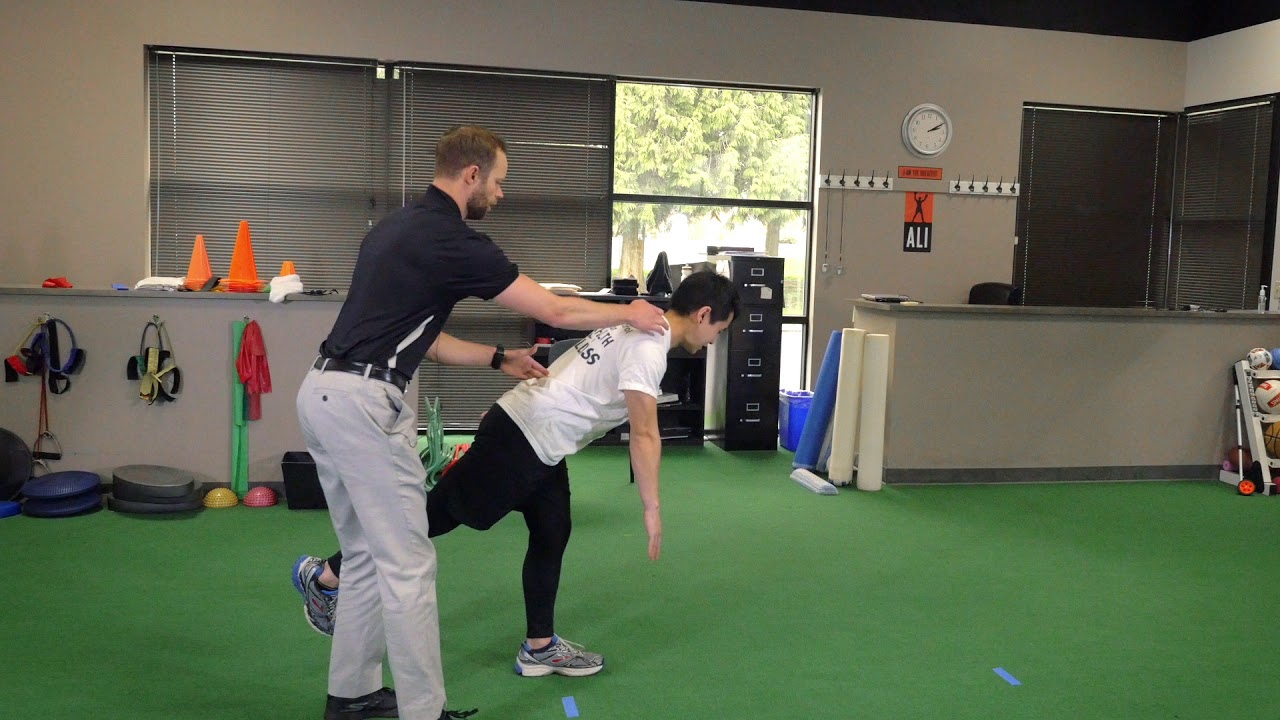 March and Reach - Dynamic Warm-Up for Runners - YouTube