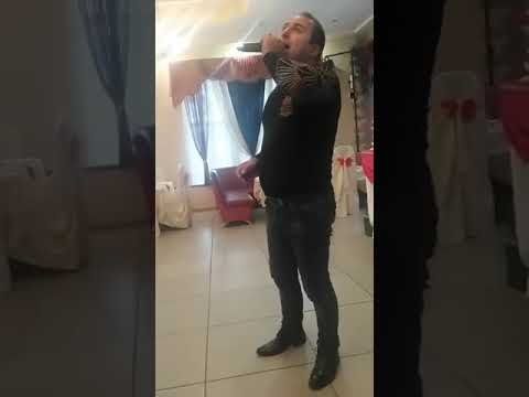 Asif Dunuslu oxuyan, Senuberim
