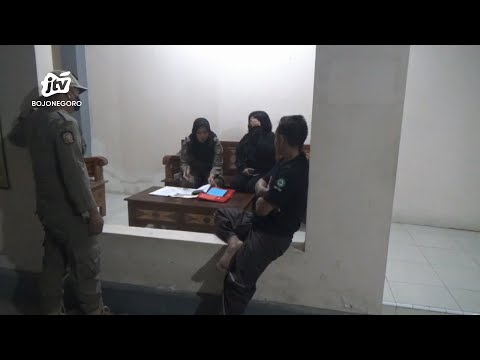 Razia Kost dan Warung, Petugas Amankan 2 Pasangan Mesum dan Miras