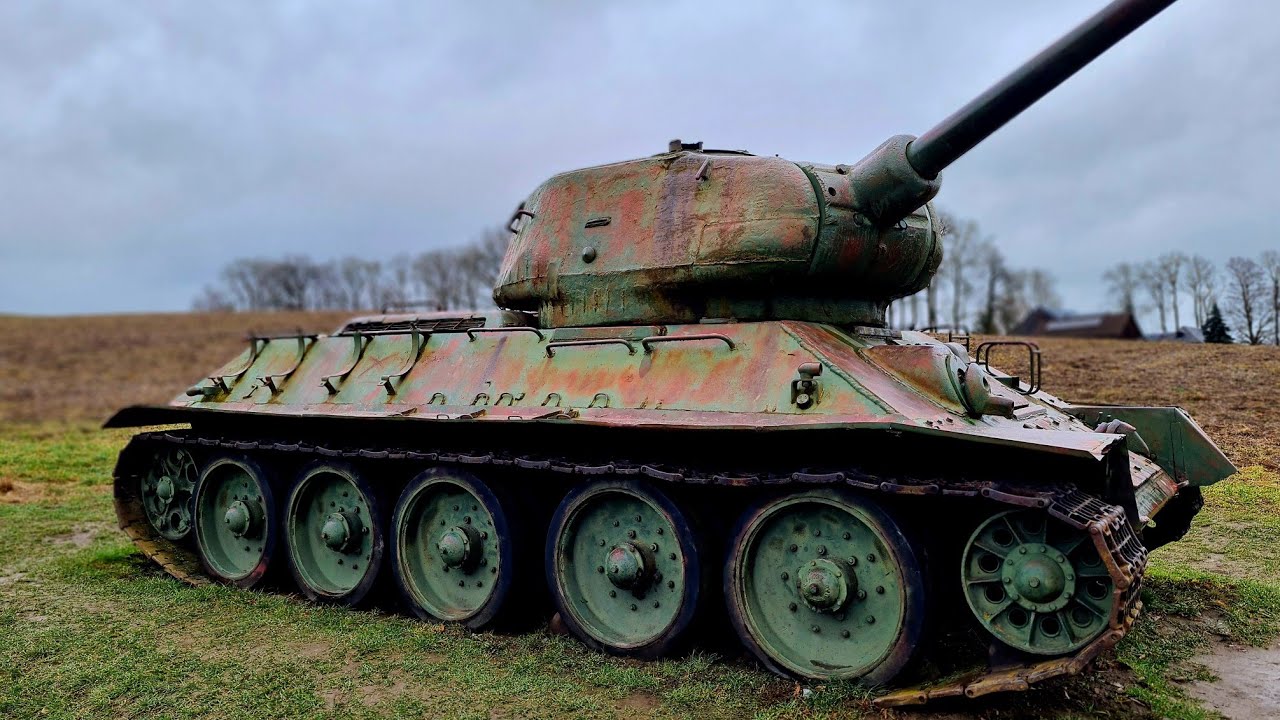 Battle Tank T-34/85 🎬 DDR Grenze "Little Berlin" Dorf Mödlareuth - YouTube