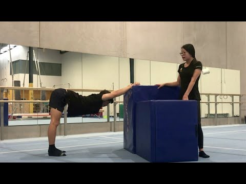 Adults Gymnastics - Training flexibility for beginners