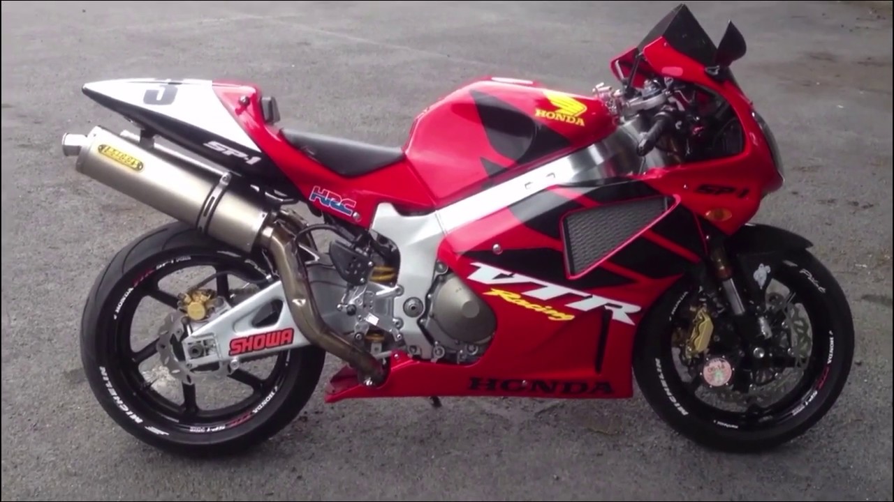 Honda VTR Sp1 - YouTube