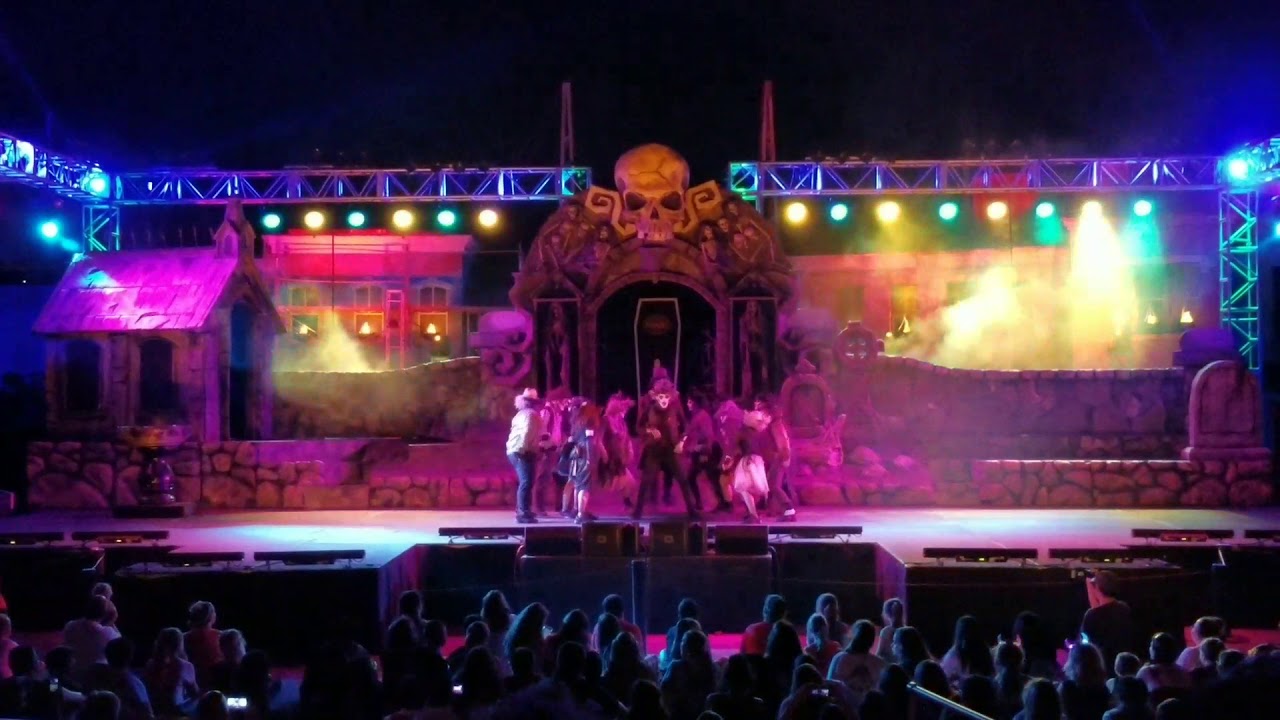 Dead man's party Fright Fest 2017 - YouTube