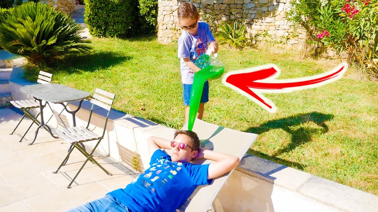 SLIME PRANK SUR NÉO ! - YouTube