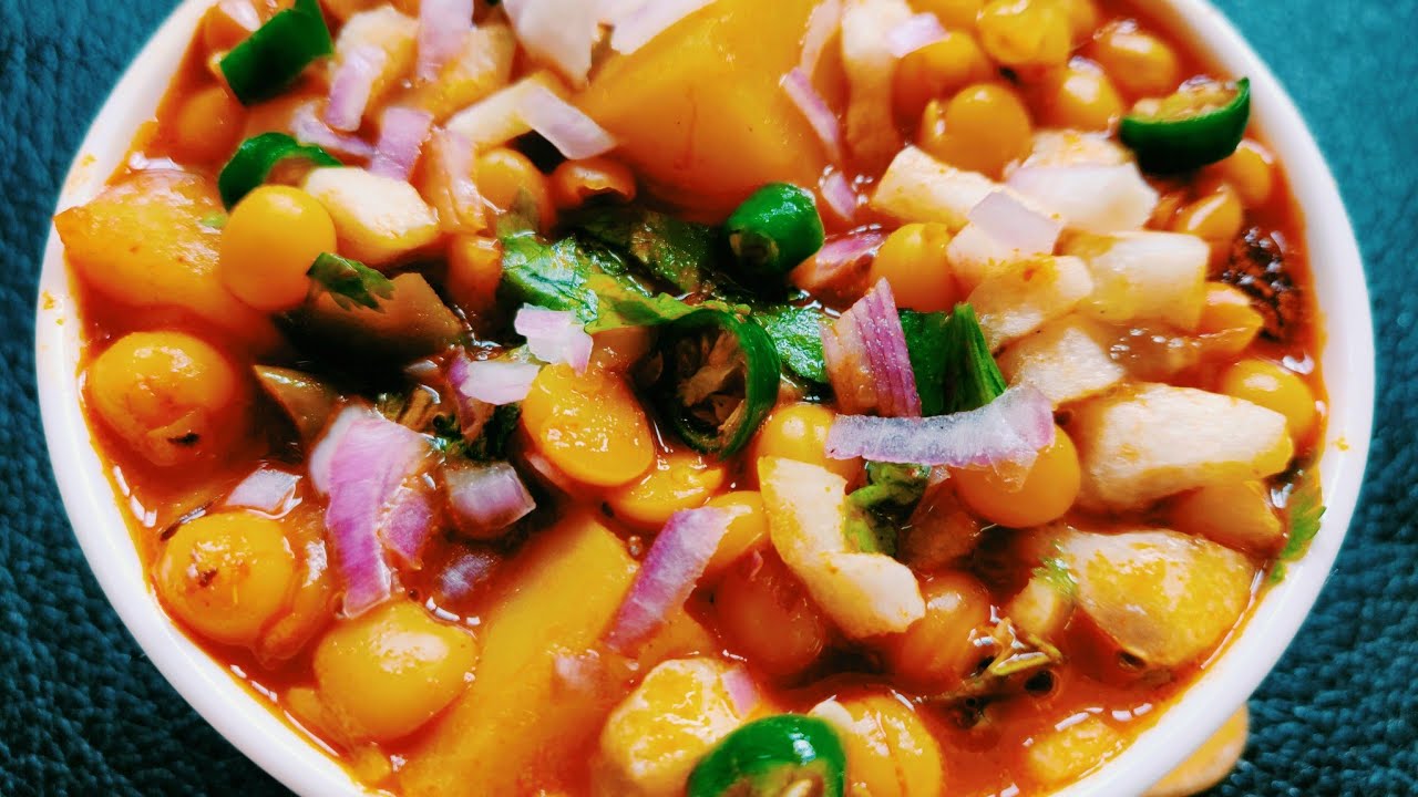 Ghugni Recipe - Matar Ghugni Kolkata's Popular Street Chat Recipe ...