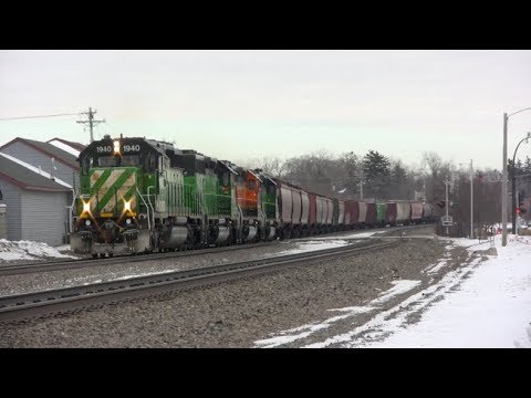 Four SD40-2s on the NTWDIL - YouTube