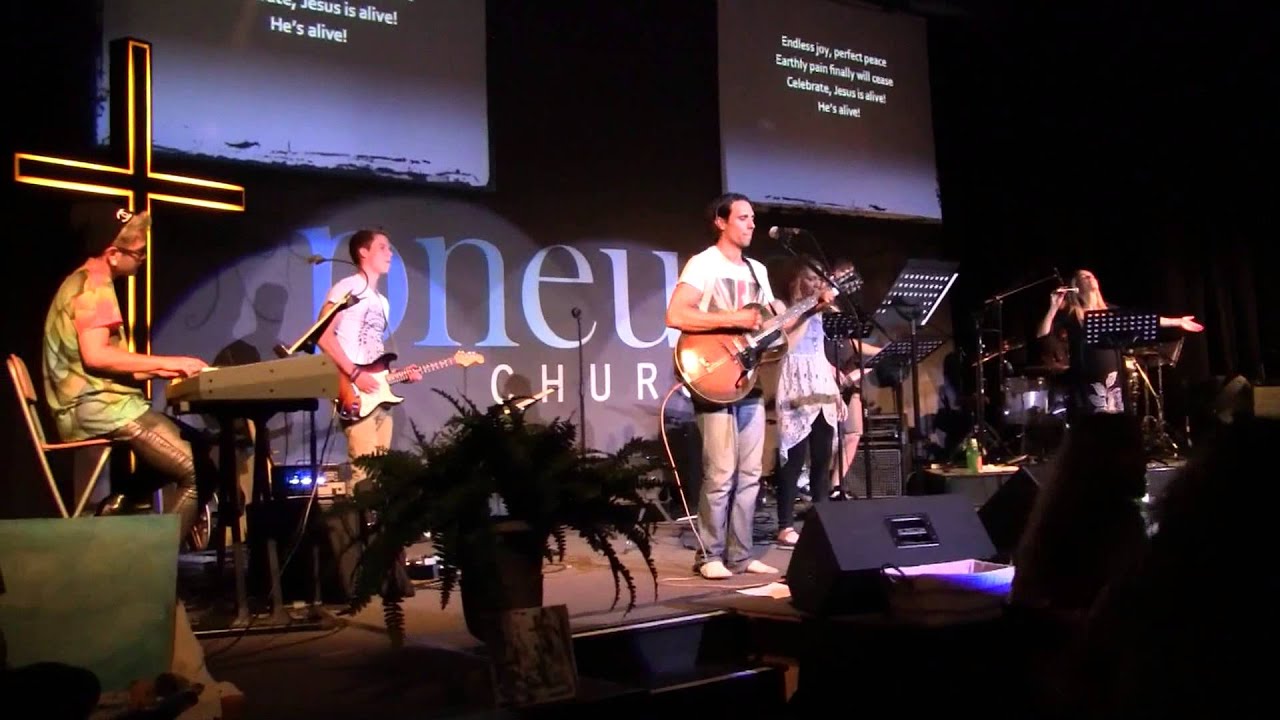 Worship Invasion @ Pneuma Church .... "O Happy Day" - YouTube