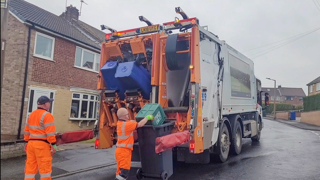 Suez Mercedes Econic Bin lorry on Mixed Recycling, UTG - YouTube