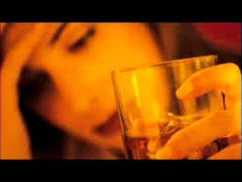 Χαρις Αλεξιου //Οταν πινει μια γυναικα🌹💝💟 - YouTube