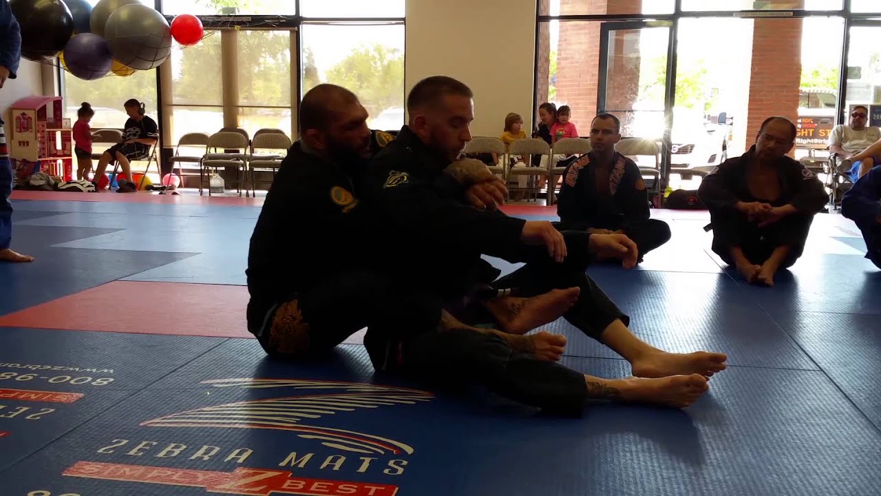 Resetting the bottom hook on back control - YouTube