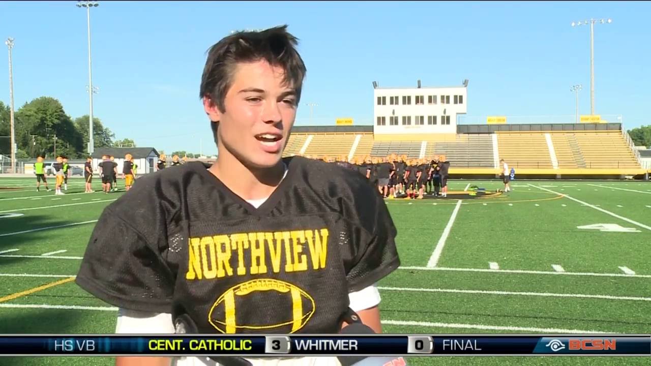 Dane Hullibarger Presented With Player Of The Week Honors - YouTube