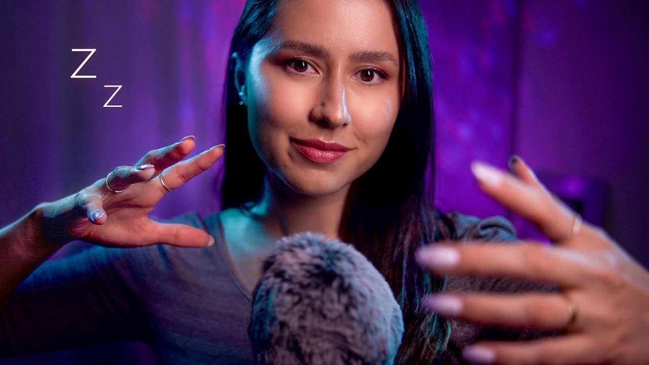 ASMR Hand movements around the mic 💤 plucking, visual, invisible ...