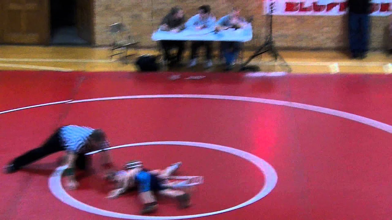 Bluffton Dual Meet 1/4/15 Ben Binkley 1st Match - YouTube