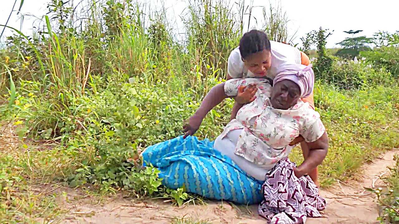 She Didn't Know D OLD Woman She Helped Is A Queen ACTING Helpless 2 ...