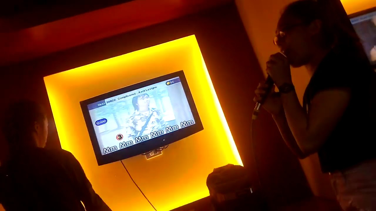 VIDEOKE / World of Fun - YouTube