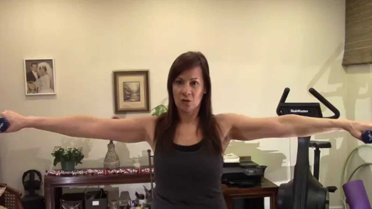 PROPER FORM AND TECHNIQUE FOR SHOULDER/DELTOIDS EXERCISE FOR BEGINNERS ...