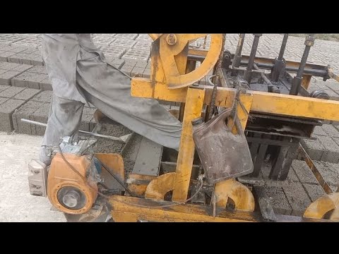 Bechare ki Tang machine mein a gai - YouTube