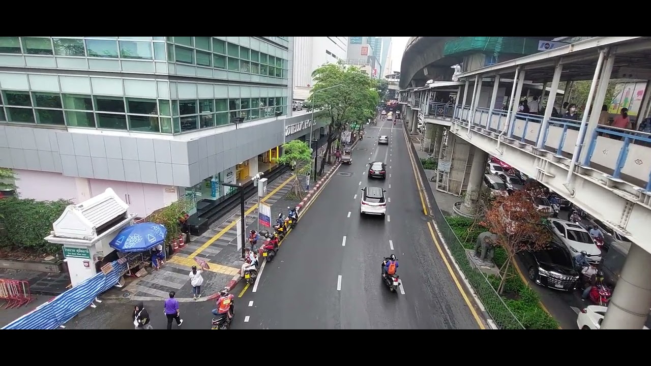 intercept Rama IV with Silom, mrt Silon with Bts Sala Daeng you can ...