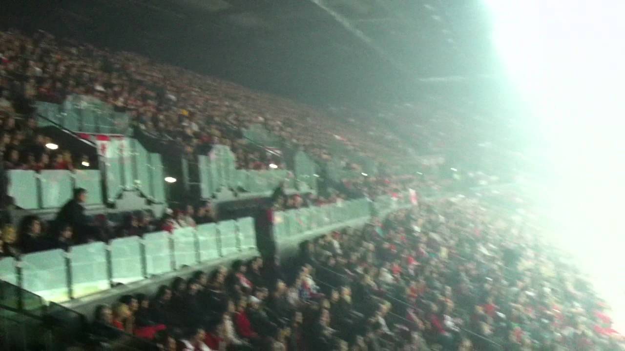 International Ice Hockey at Vector Arena, Auckland - YouTube