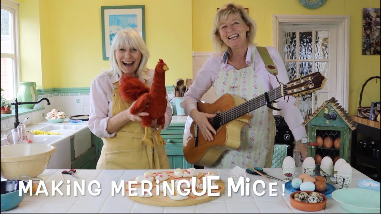 Making Meringue Mice! - YouTube