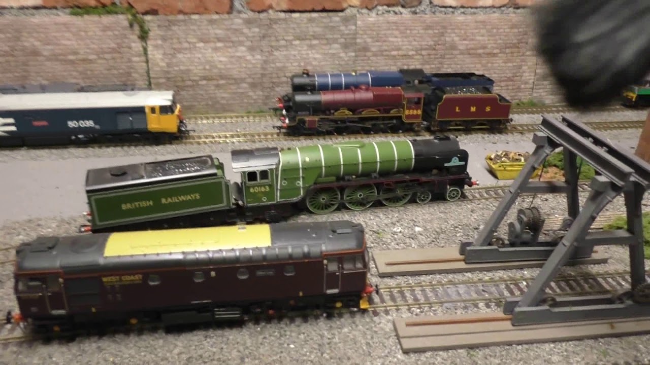 The locos im taking to the model show this weekend - YouTube