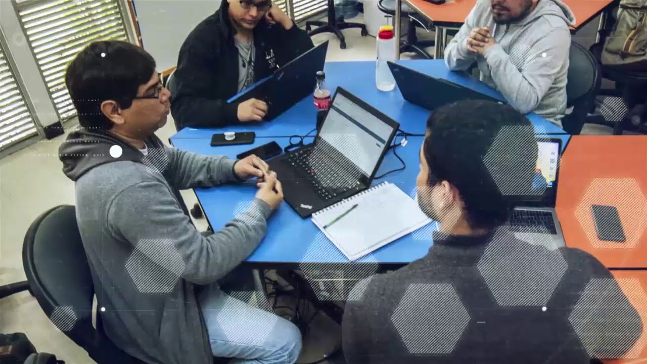 Clases de CodiGo en Tecsup Santa Anita - YouTube