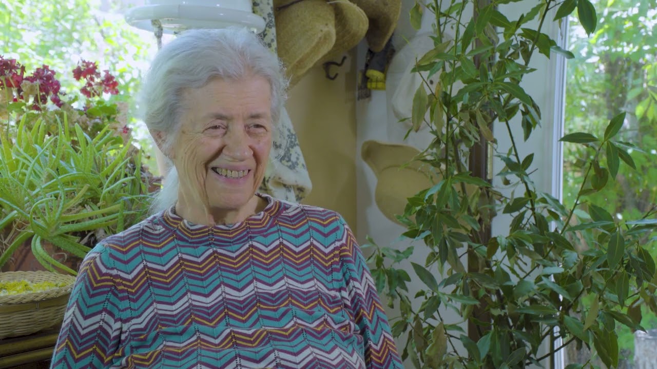 Jane Wodening (Interview Selects) - YouTube