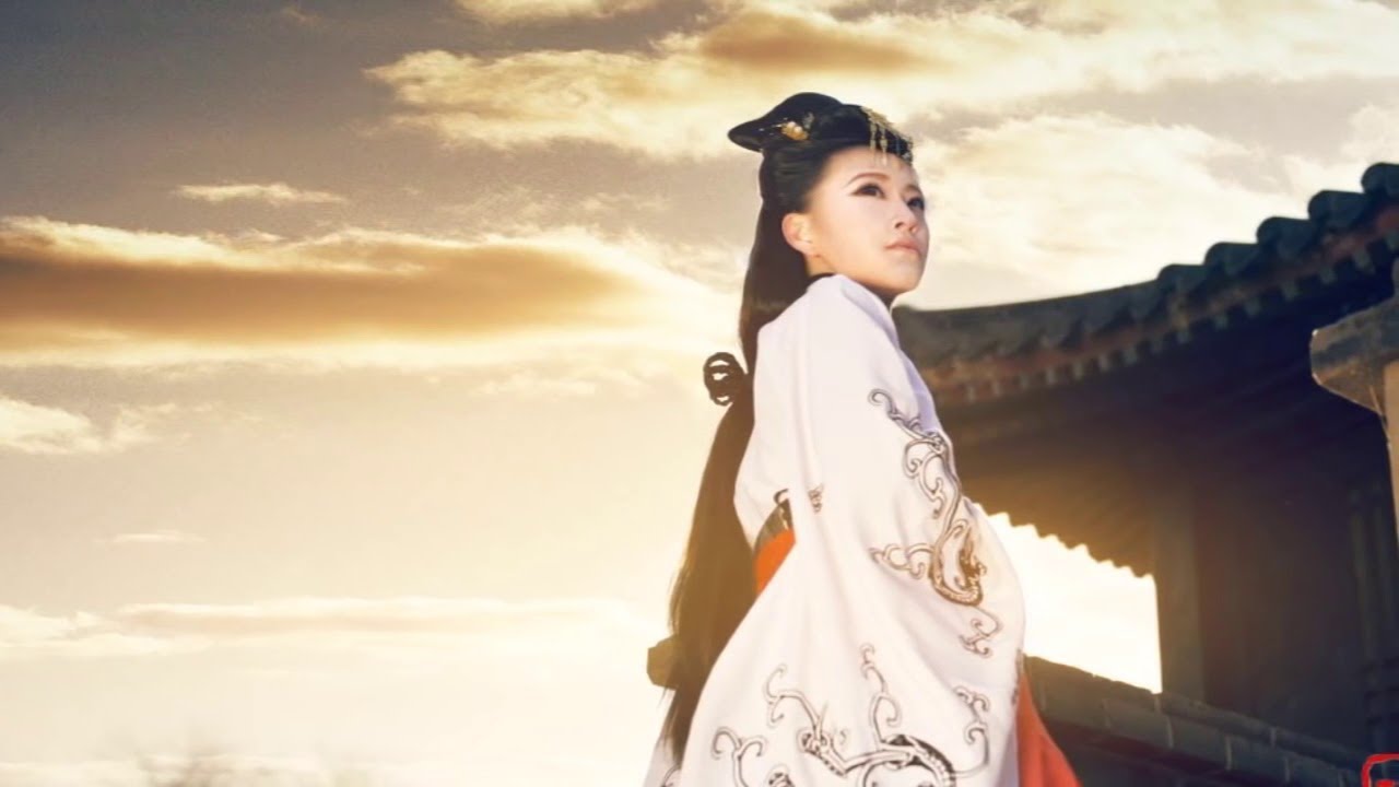 Beautiful Chinese Music Reminiscence of the Red Lotus - YouTube