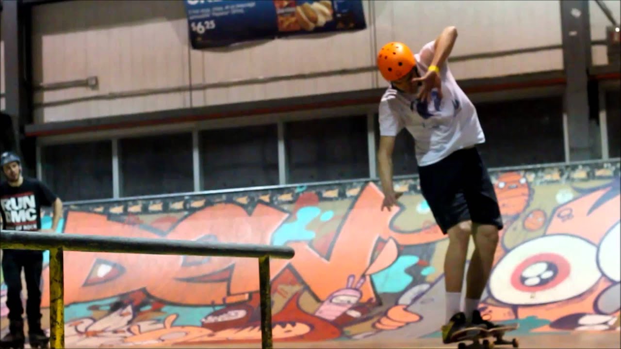 How to bigspin front boardslide - Lawrence Perez - YouTube