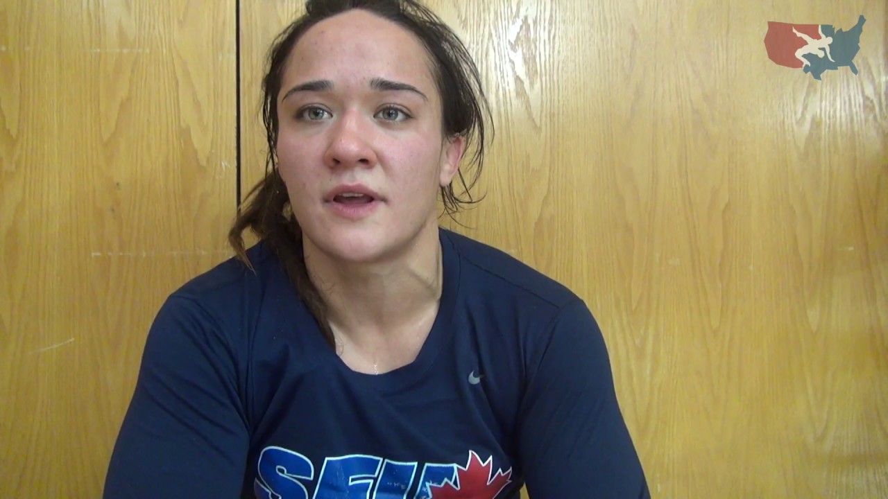 Mallory Velte advances to the 2017 WCWA finals at 143 pounds - YouTube