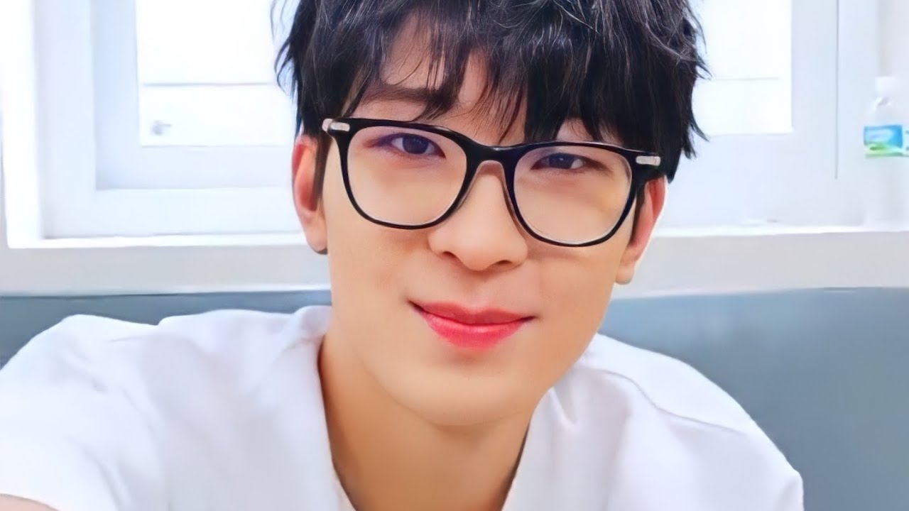 compilation of wonwoo shaking the camera — a never ending saga - YouTube