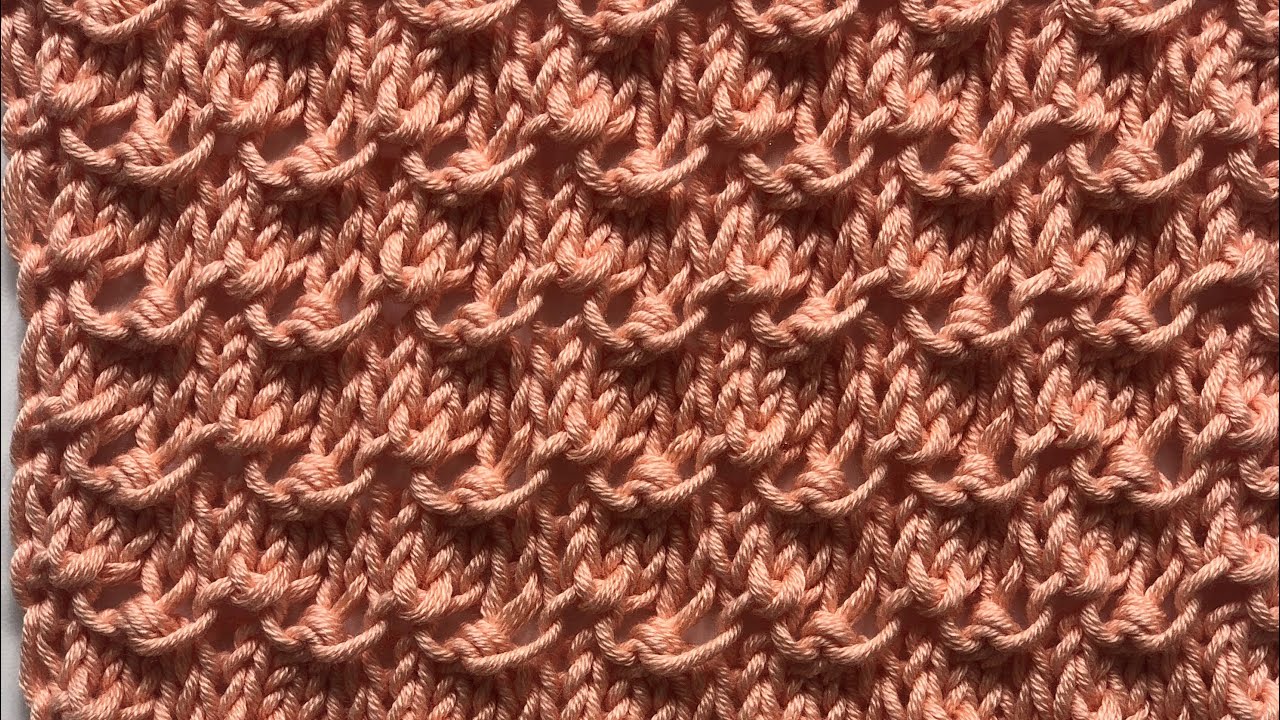 Простой узор с ажурными дорожками на лицевой глади/Simple openwork knitting pattern - YouTube