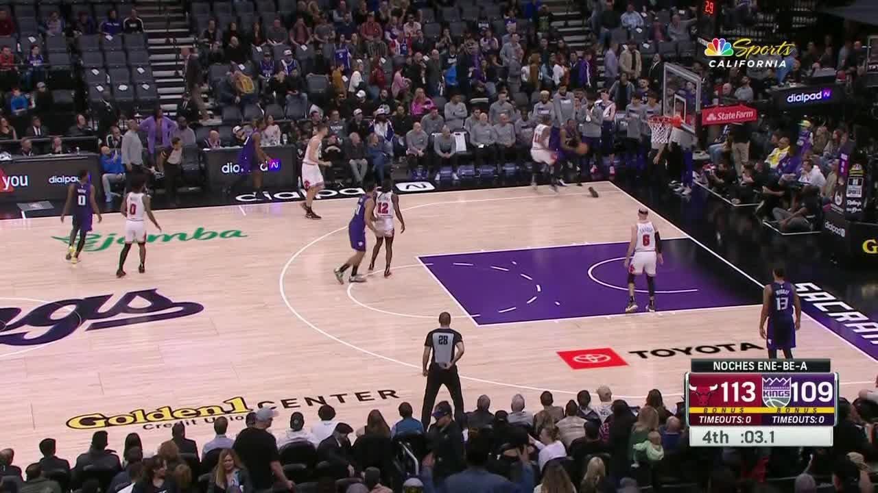 WILD ENDING 😱 Bulls stampede back from down 22 to STUN Kings late | NBA ...