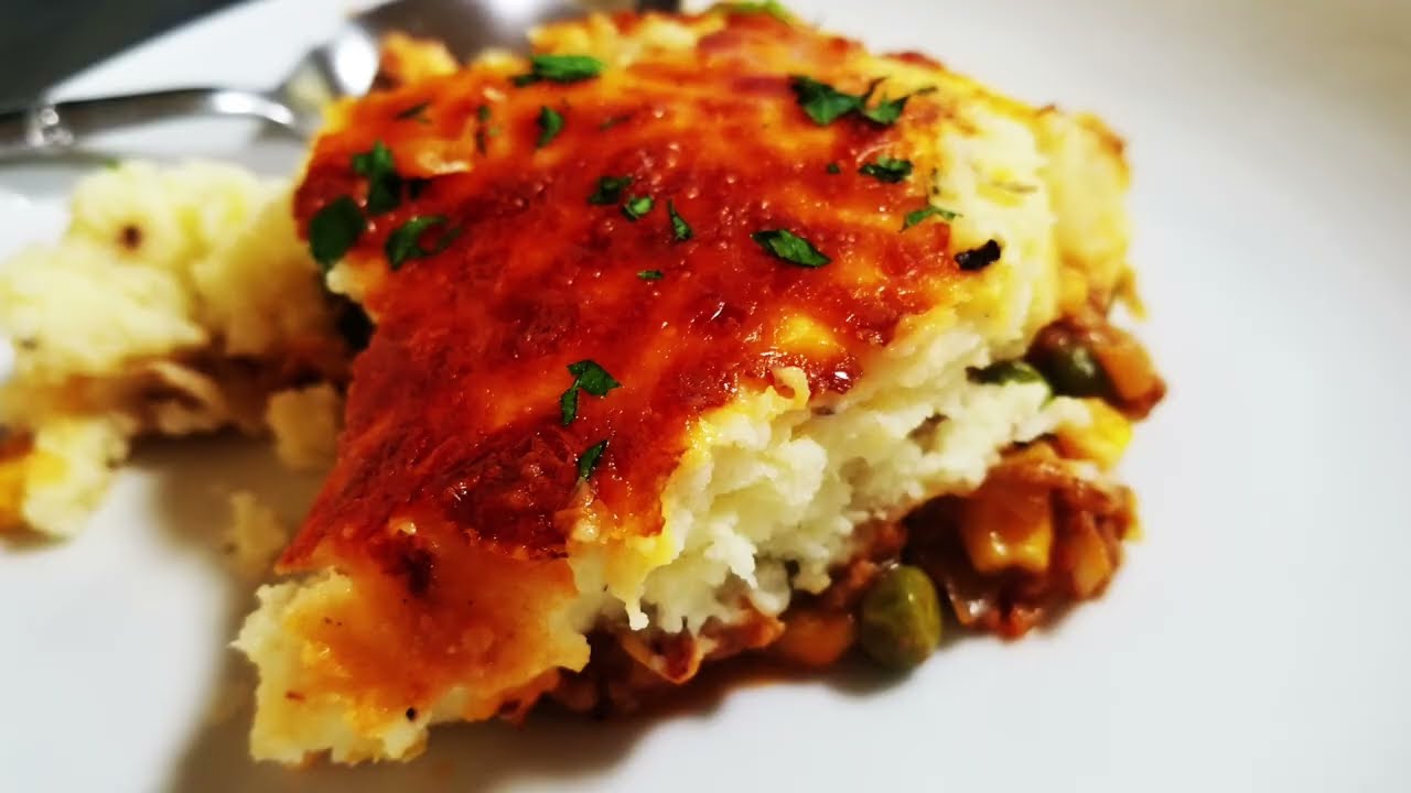 Dungeons & Dragons Heroes' Feast - Miner's Pie - YouTube