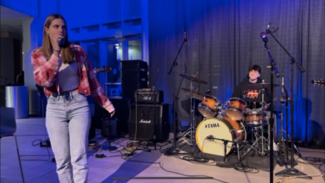 Tennessee Whiskey by Willow 22 + 2 (live) - YouTube