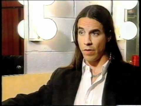 Red Hot Chili Peppers - 05-14-96 Today Tonight Interview - YouTube