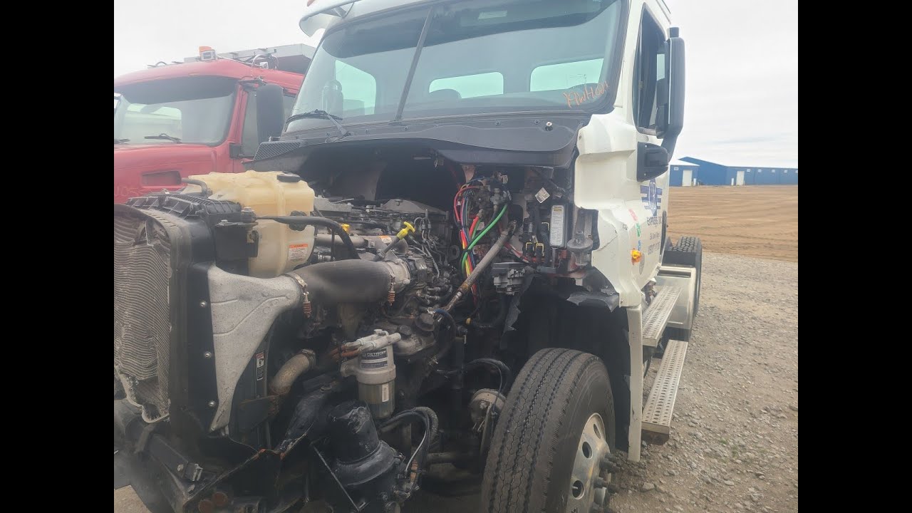 2019 Freightliner CASCADIA - Parts Unit 19WH021 - YouTube