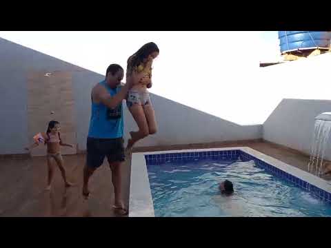 #piscina #brincando em família 👪 👪 👪 👪 👪 👪 👪