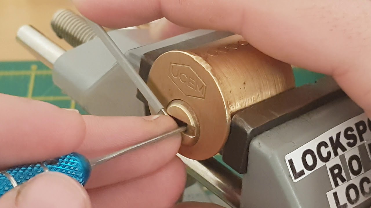 (108) UCEM lock picked and gutted - YouTube