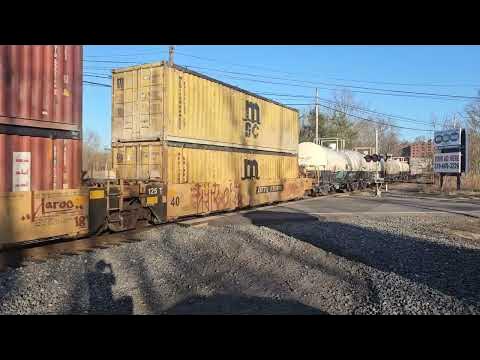 NS train 11z - YouTube