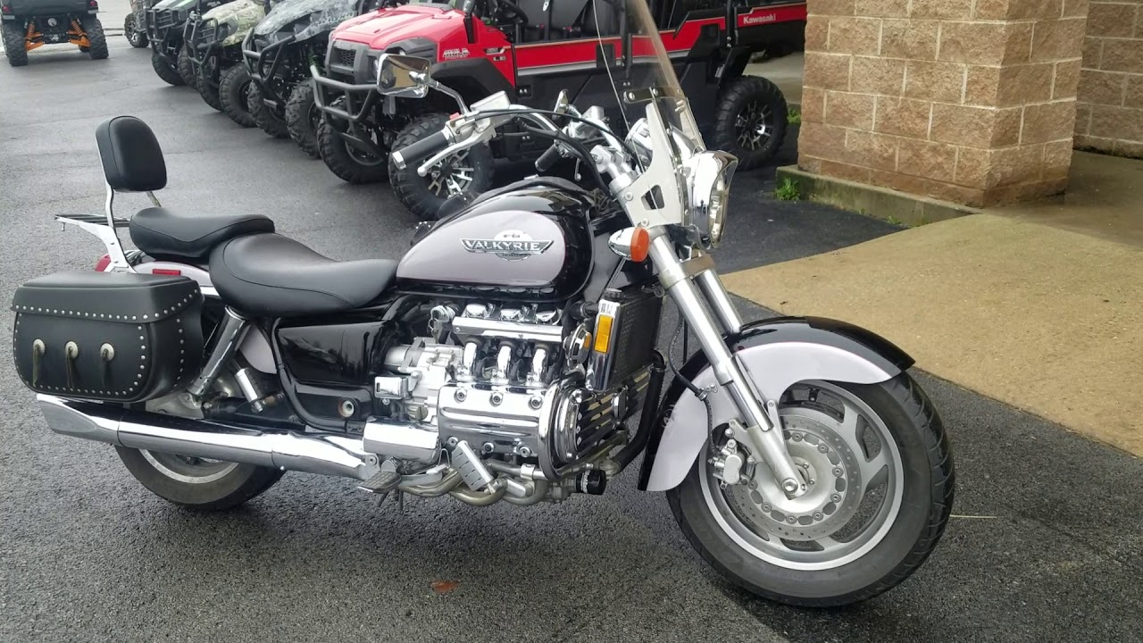 1999 Honda Valkyrie, Rainbow Cycle and Marine, Arkansas - YouTube