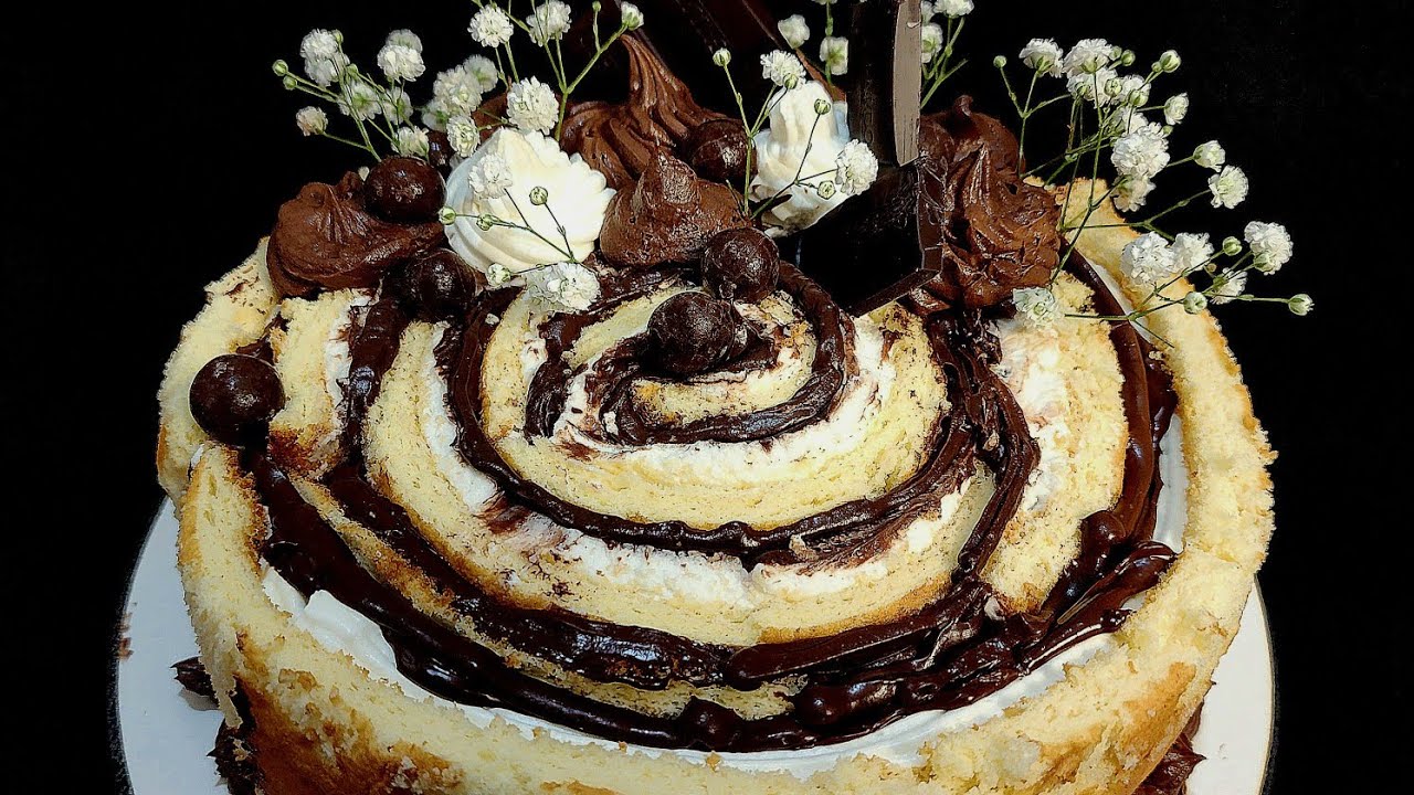 Giant Roulette Cake | Fluffy and Delisous - YouTube
