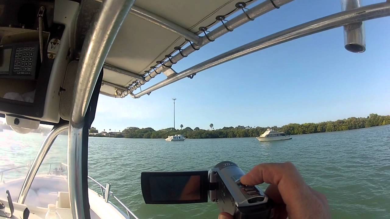 FIRST TIME ON THE BOAT WITH THE GOPRO HERO 2 IN HD - YouTube
