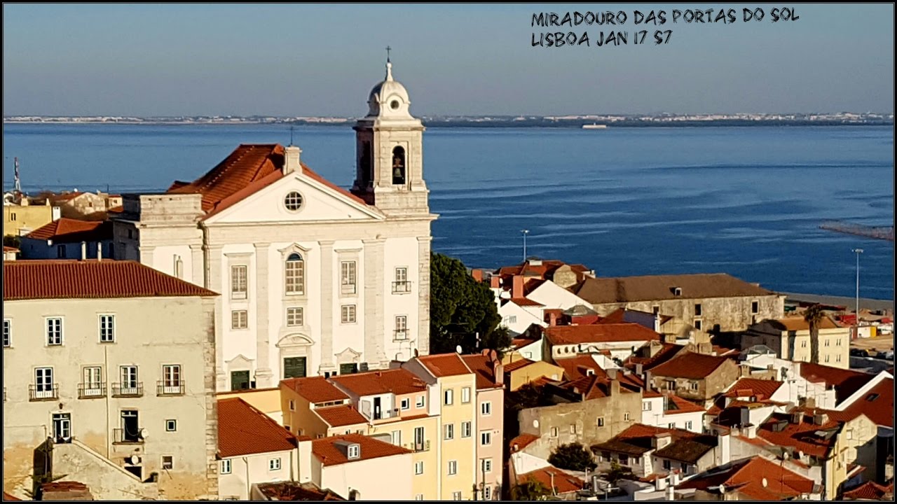Miradouro das Portas do Sol Lisboa - YouTube