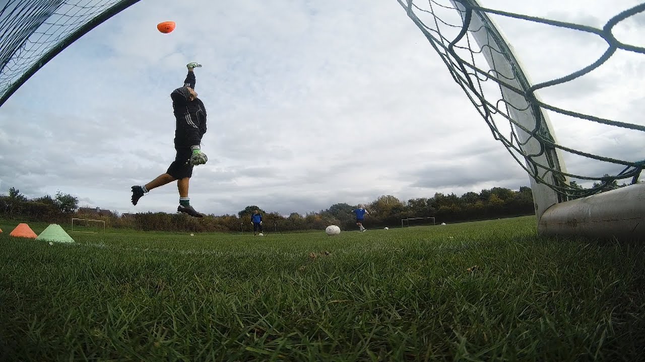 Double GK training at the Goalkeeper Academy! - YouTube
