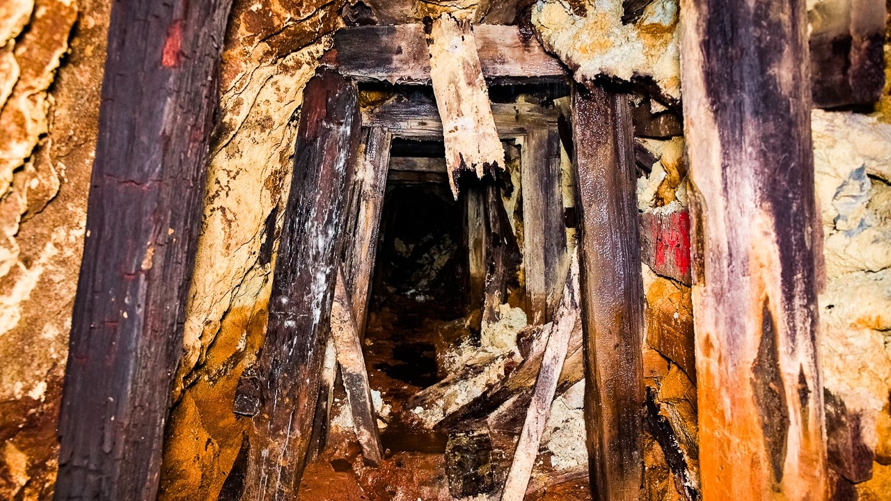 Quick Mine Explore Near a Hidden Waterfall in Karangahake - YouTube