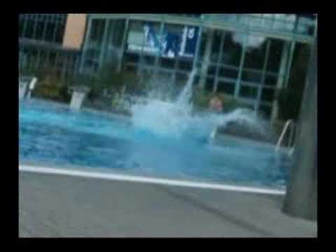 Schwimmbad Cascade Bitburg - YouTube